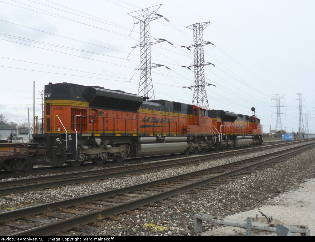 BNSF 9136